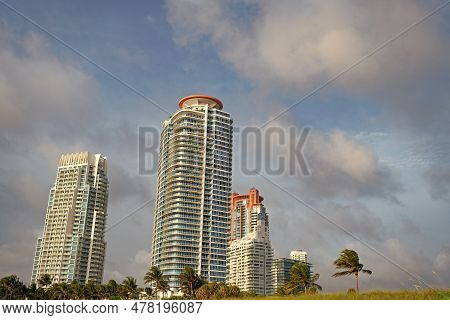 Photo Skyscraper Image & Photo (Free Trial) | Bigstock