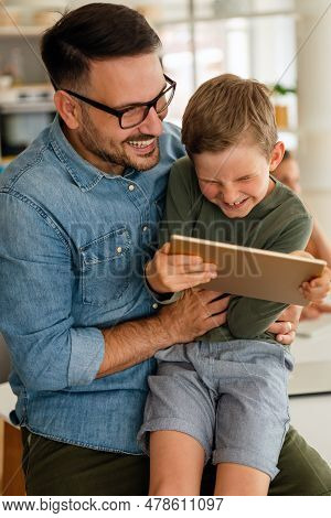 Adult Learning Home Images, Illustrations & Vectors (Free) - Bigstock