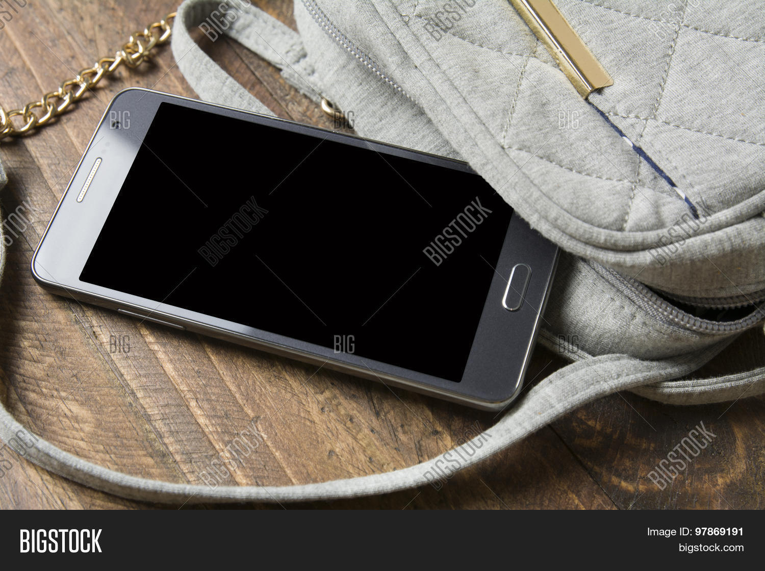 Mobile Phone Handbag Image & Photo (Free Trial) | Bigstock