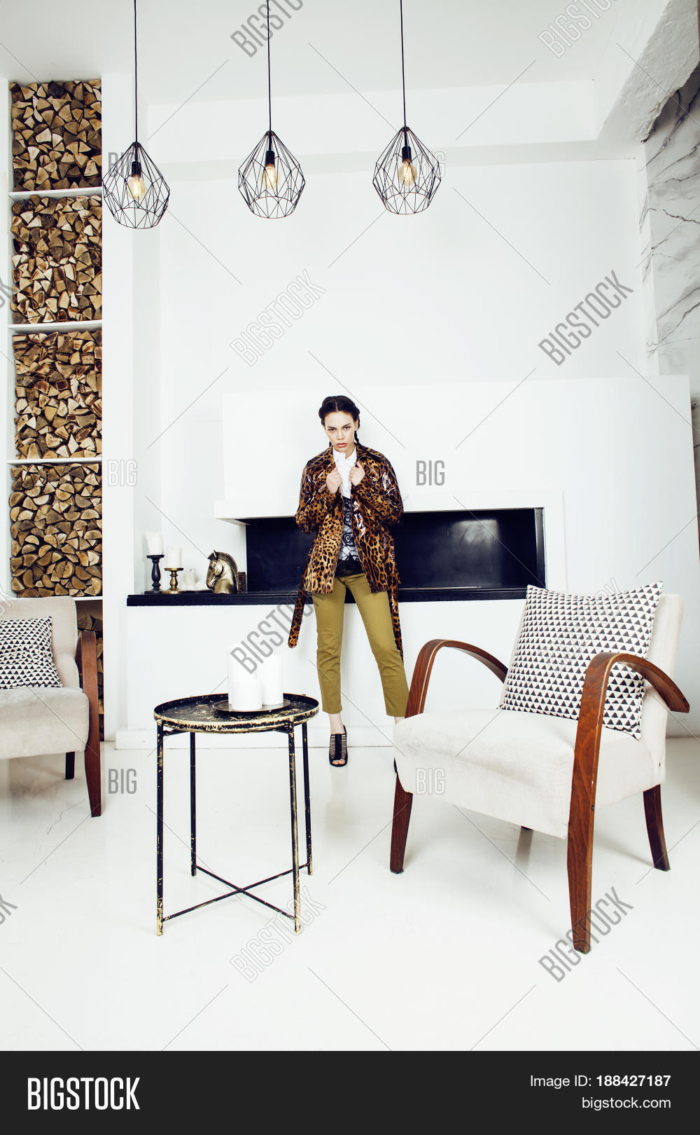 Pretty Stylish Woman Image & Photo (Free Trial) | Bigstock