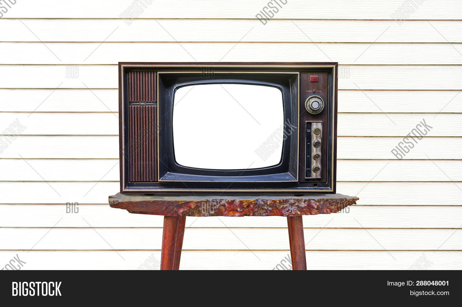 Old Retro Wooden Home Image & Photo (Free Trial) | Bigstock