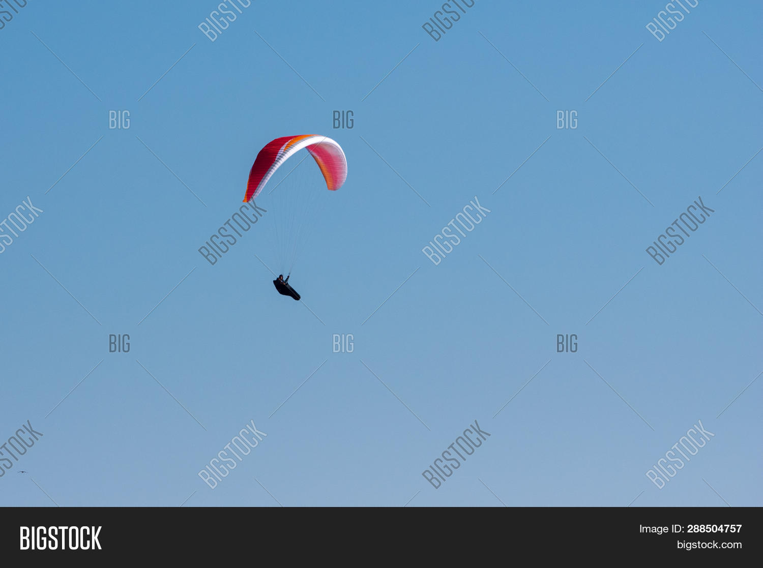 Parasailer Parasailing Image & Photo (Free Trial) | Bigstock