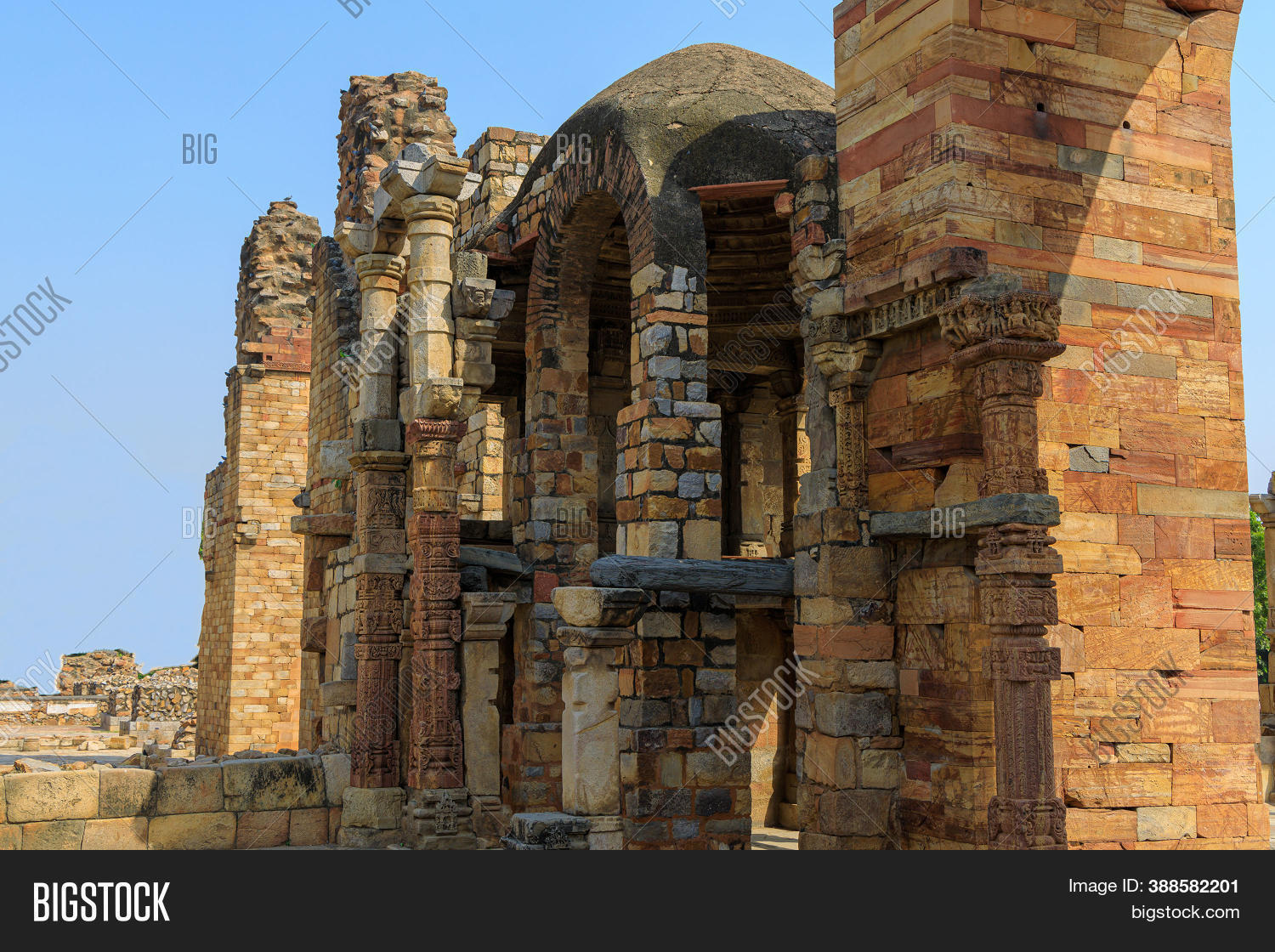 View Old Building Image & Photo (Free Trial) | Bigstock