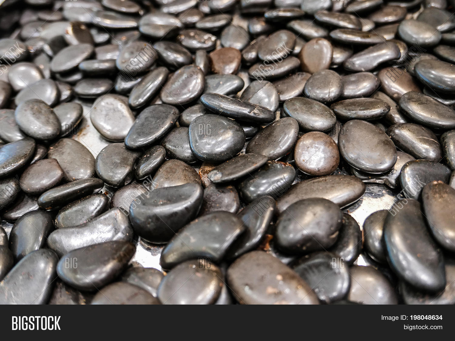 Dark Black Round Image & Photo (Free Trial) | Bigstock