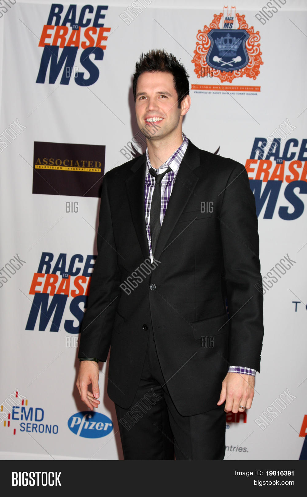 LOS ANGELES - APR 29: Image & Photo (Free Trial) | Bigstock