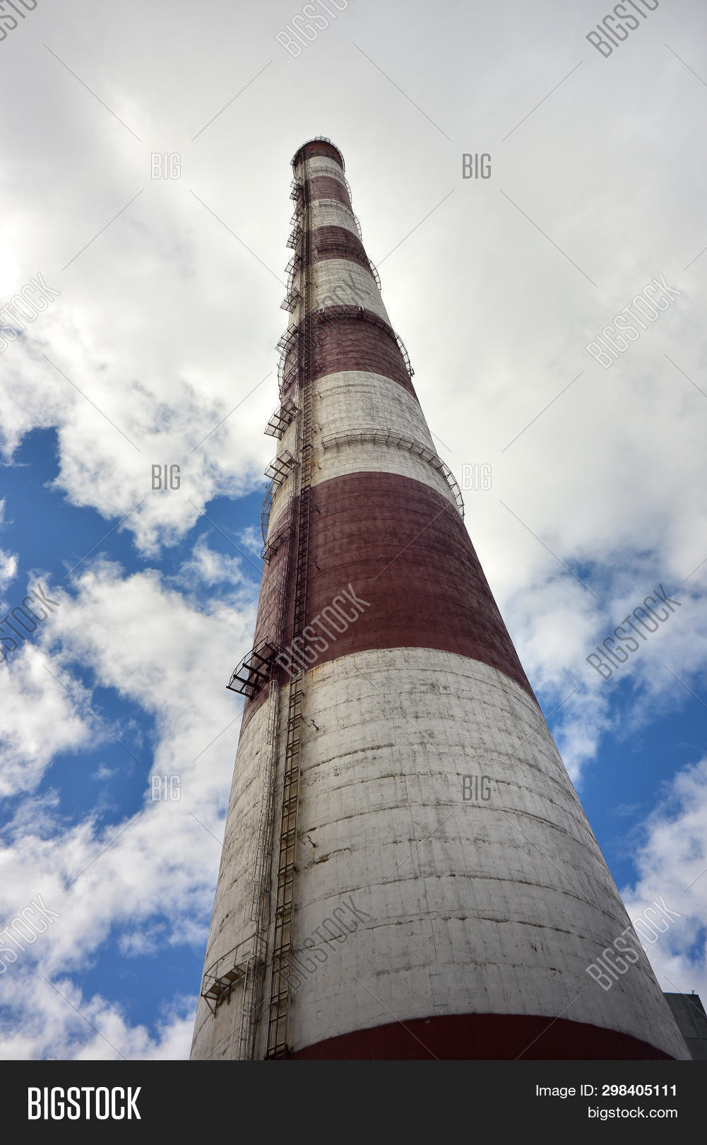 Pipe Operating Thermal Image & Photo (Free Trial) | Bigstock