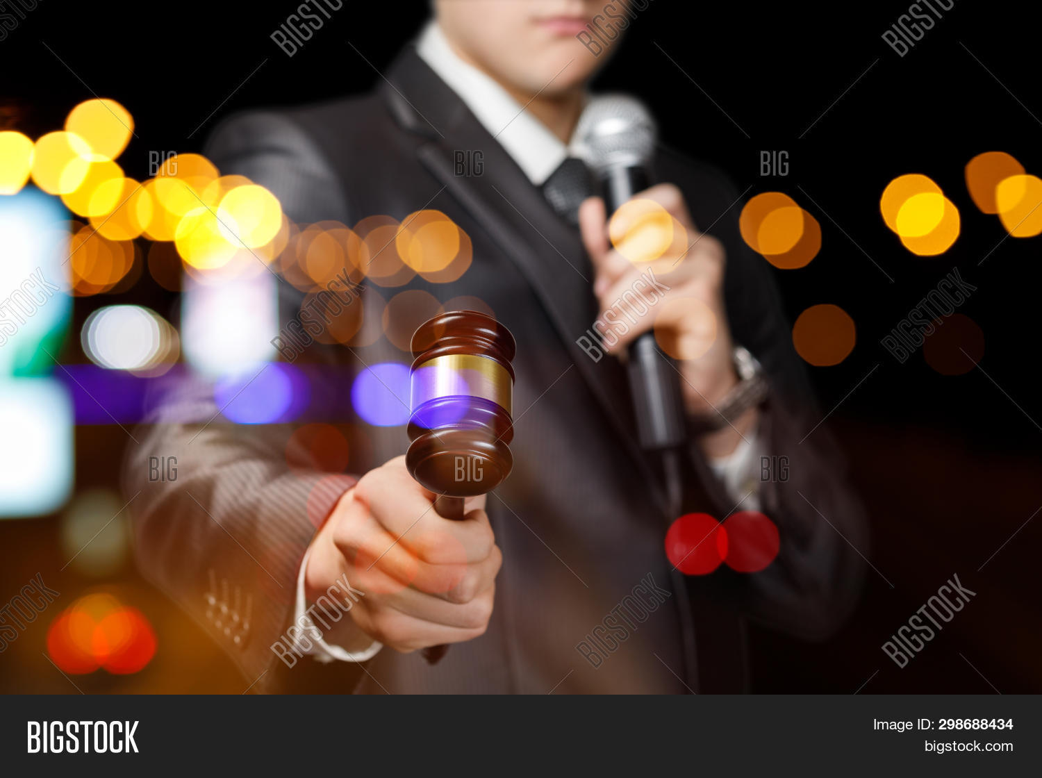 Presenter Microphone Image & Photo (Free Trial) | Bigstock