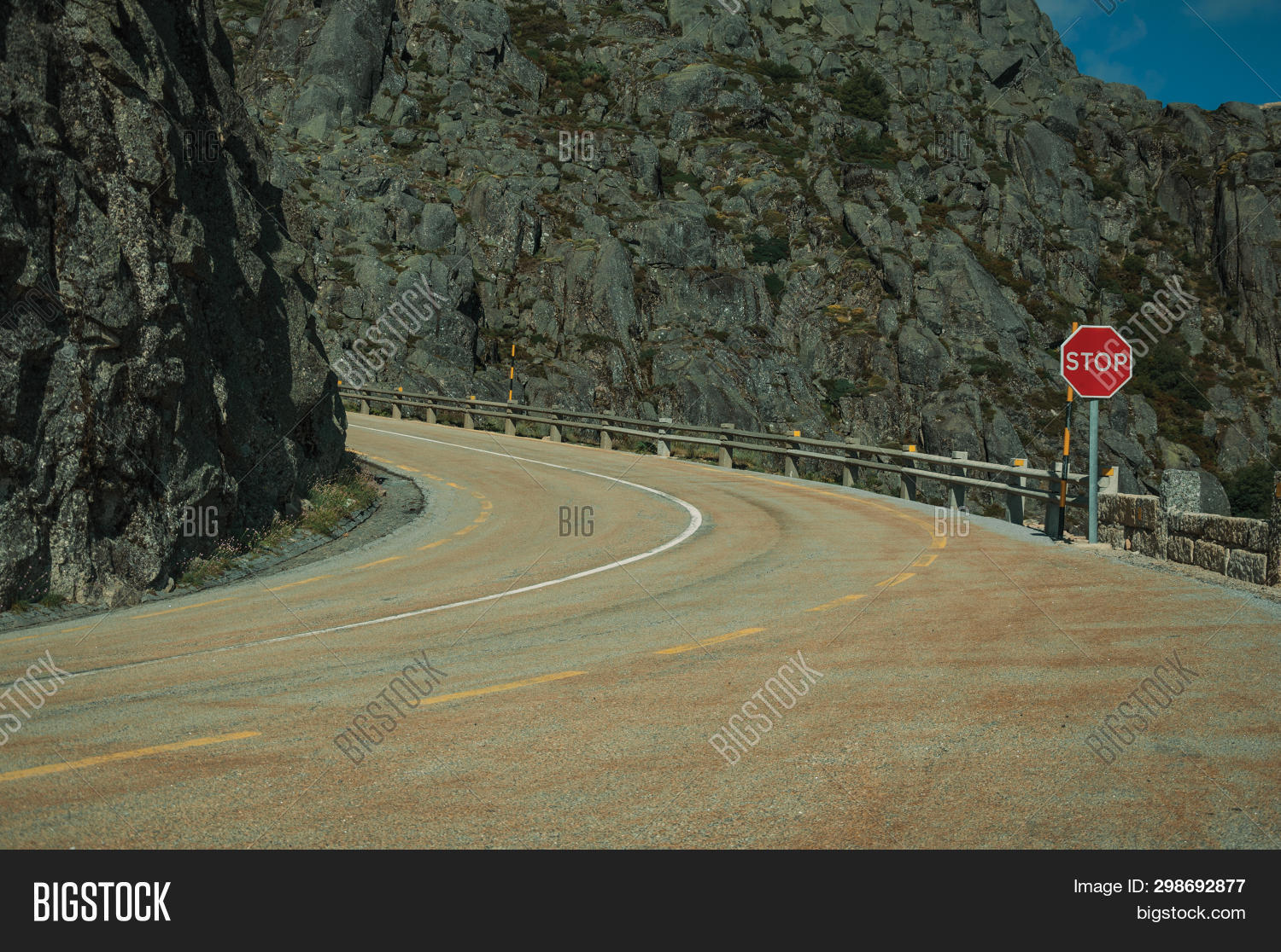 Curve On Roadway Image & Photo (Free Trial) | Bigstock