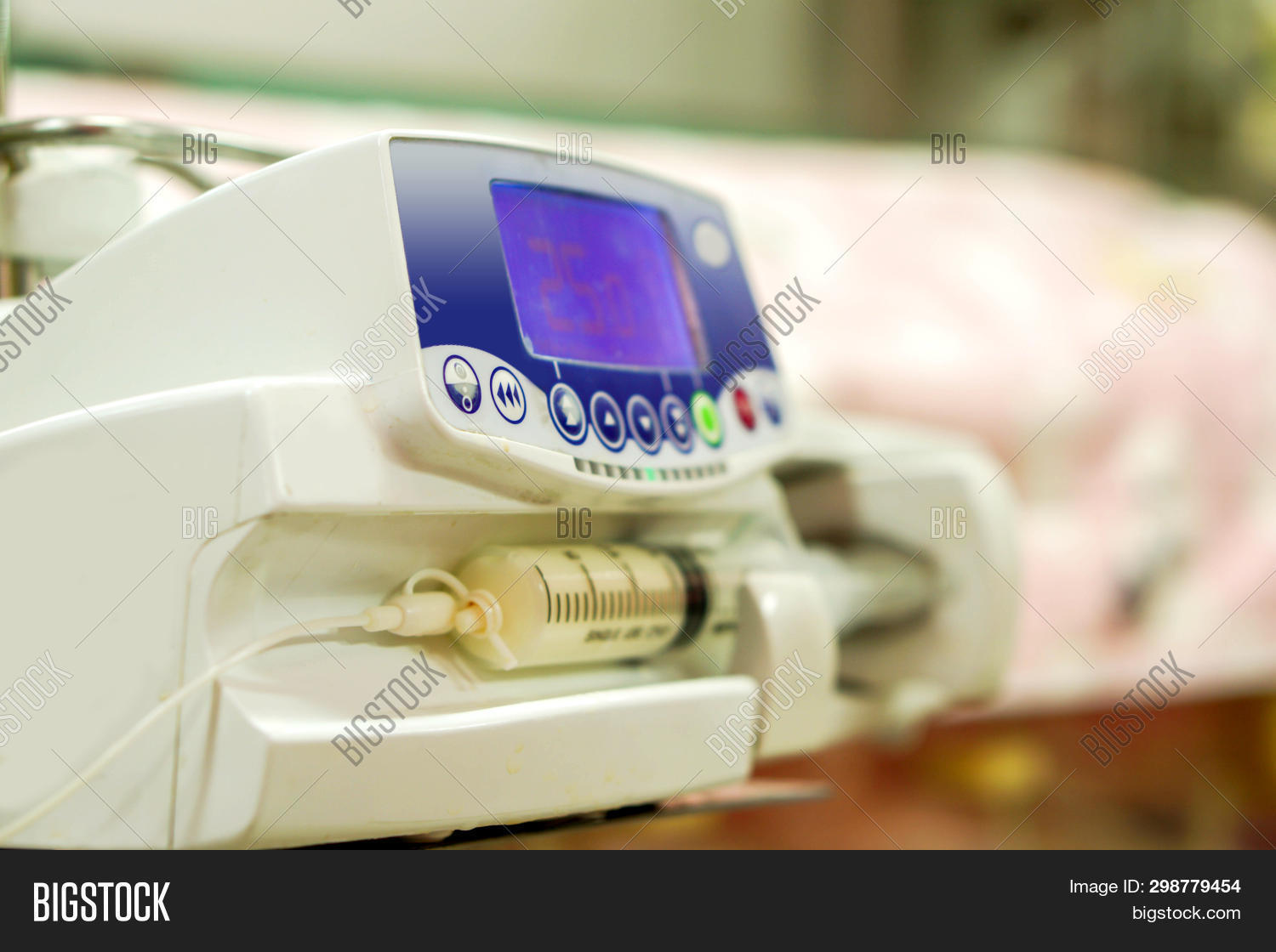 Syringe Pump Machine Image & Photo (Free Trial) | Bigstock
