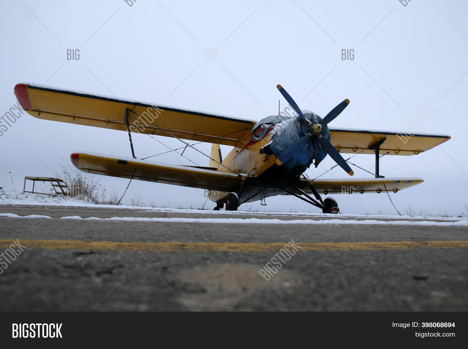 Picture Airfield Image & Photo (Free Trial) | Bigstock