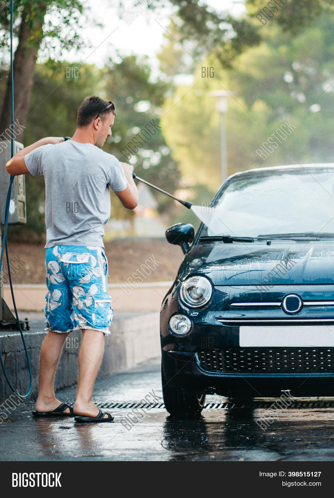 Young Man Washing Car Image & Photo (Free Trial) | Bigstock