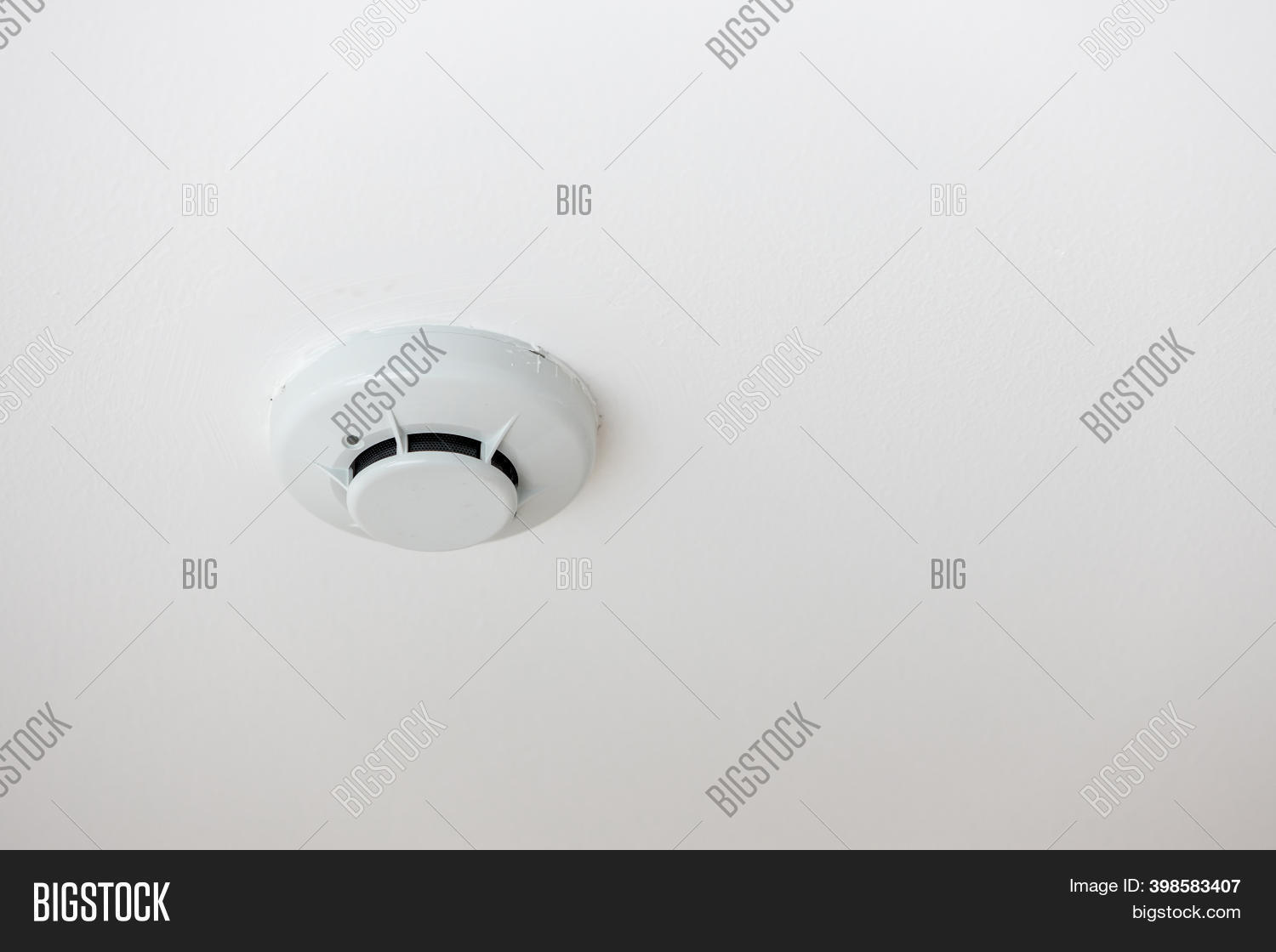 White Smoke Detector Image & Photo (Free Trial) | Bigstock