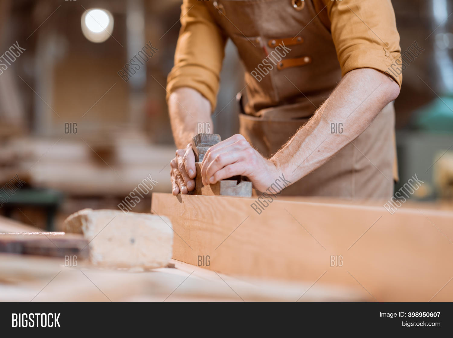 Carpenter Working Wood Image & Photo (Free Trial) | Bigstock