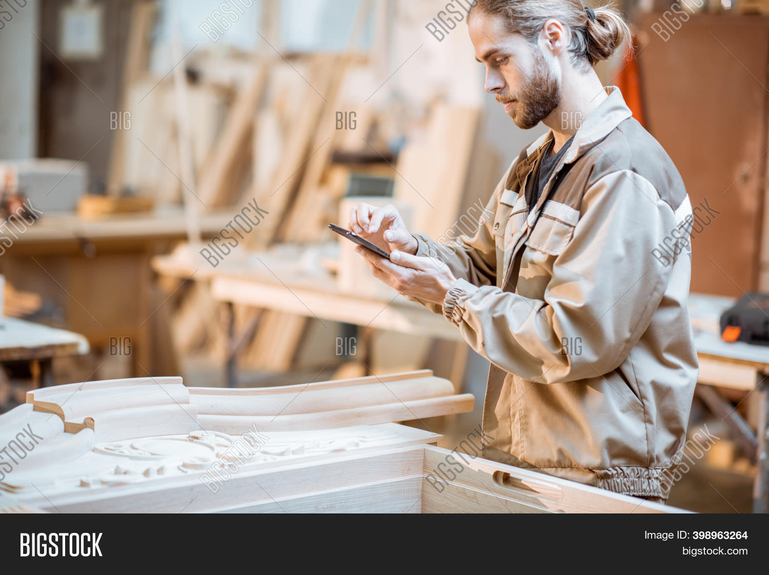 Handsome Carpenter Image & Photo (Free Trial) | Bigstock