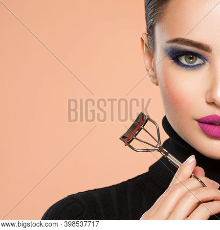 Portrait Girl Tools Image & Photo (Free Trial) | Bigstock