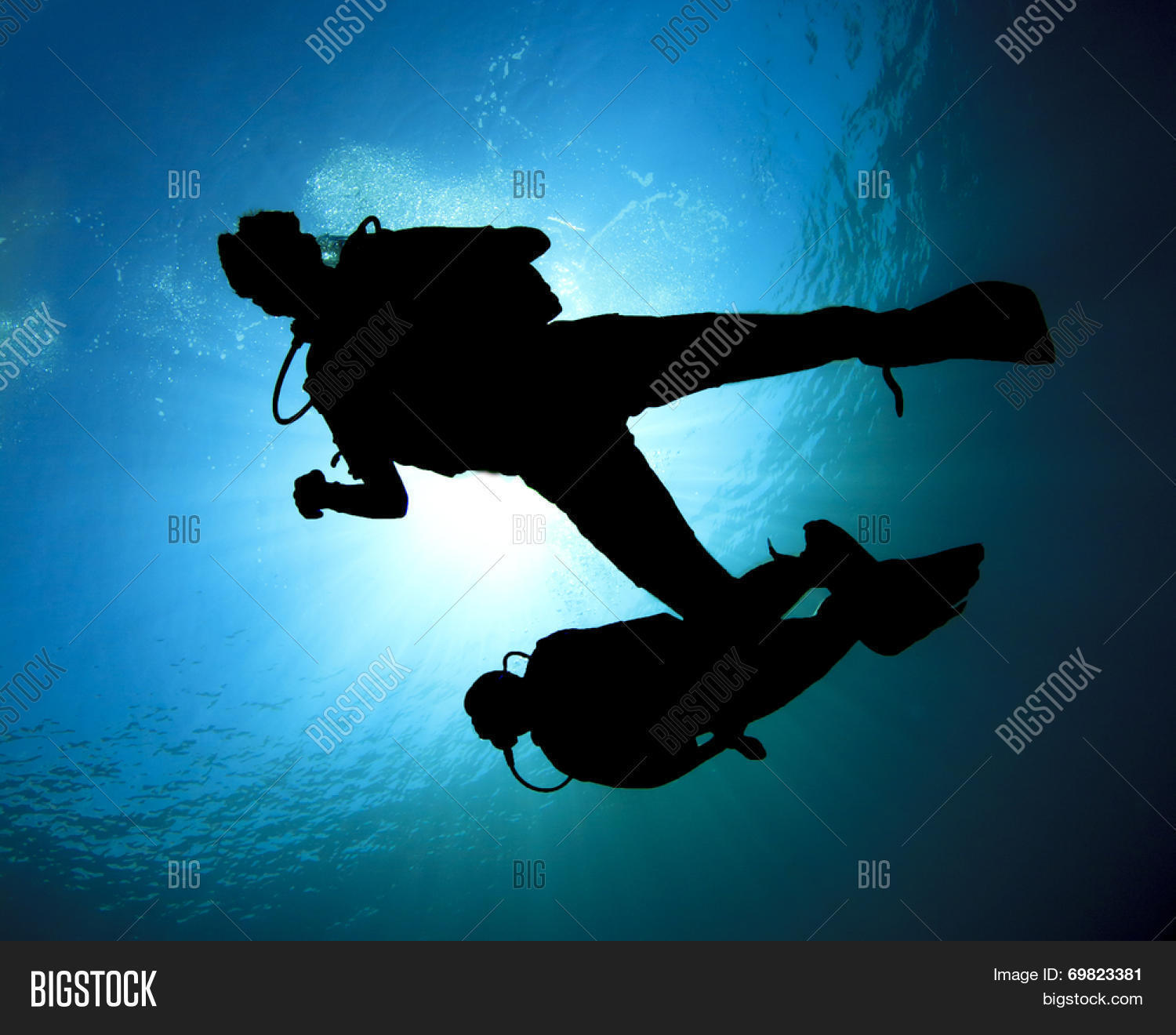 Two Scuba Divers Image & Photo (Free Trial) | Bigstock