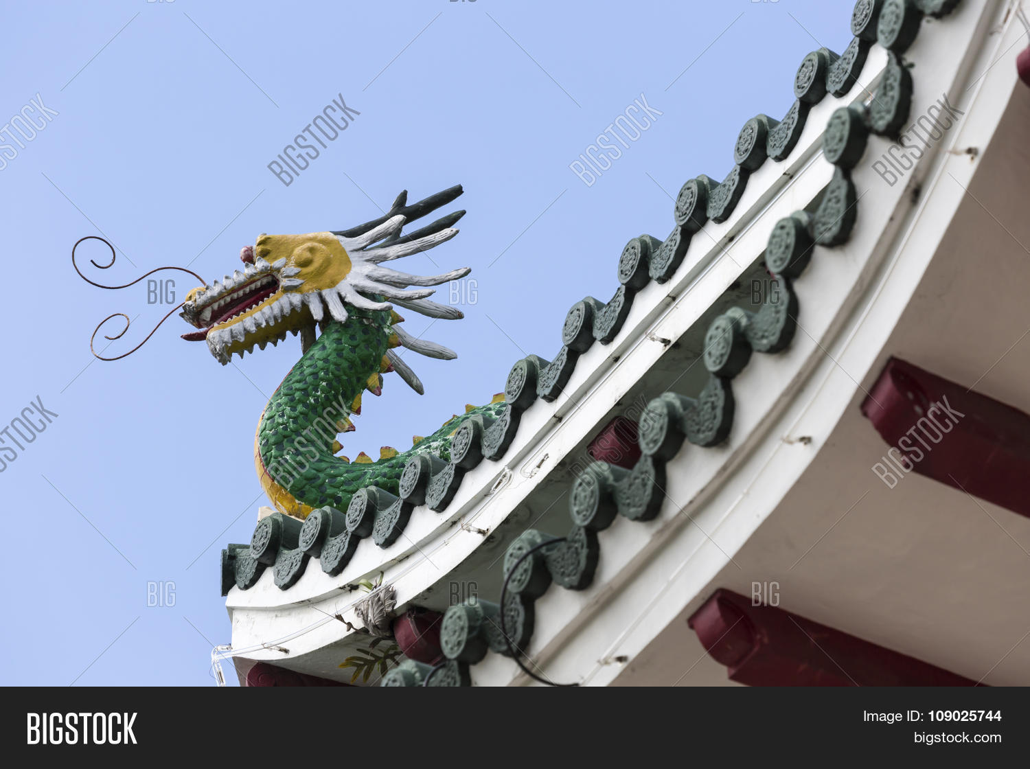Pagoda Dragon Image & Photo (Free Trial) | Bigstock