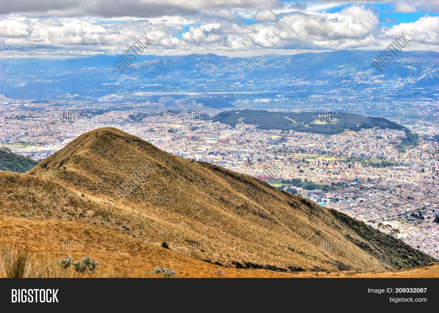 View City Quito Image & Photo (Free Trial) | Bigstock