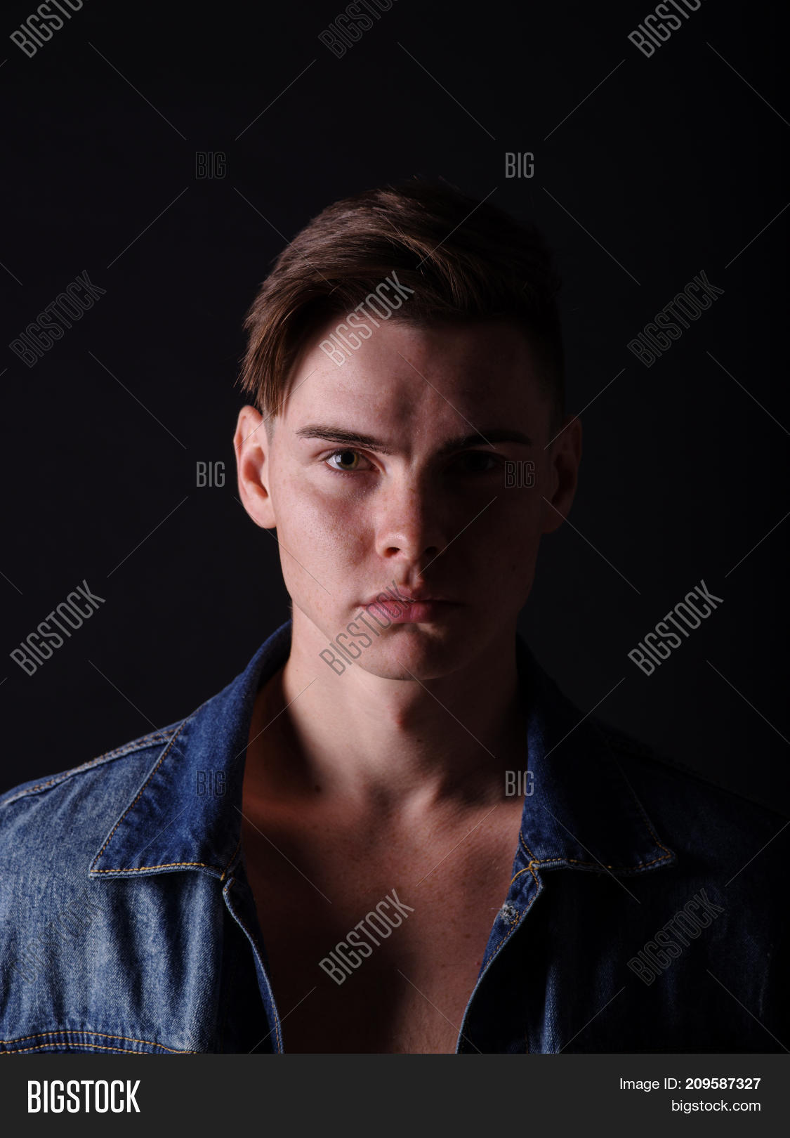 Close- Portrait Image & Photo (Free Trial) | Bigstock