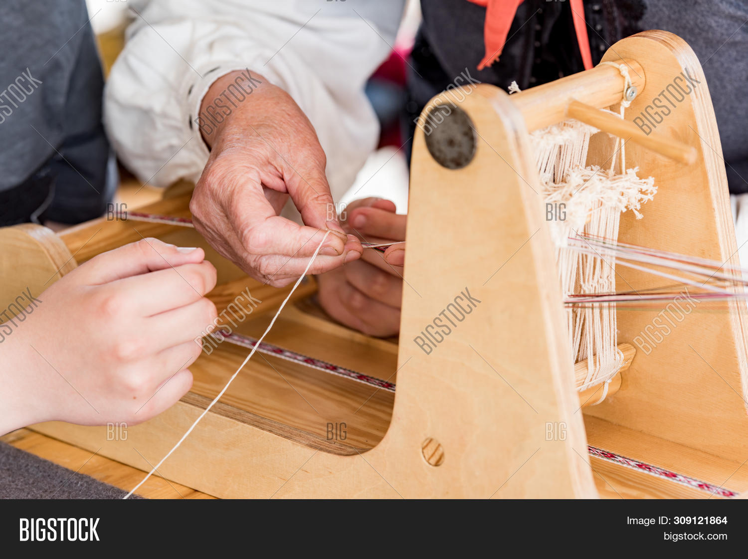 Traditional Old Loom Image & Photo (Free Trial) | Bigstock