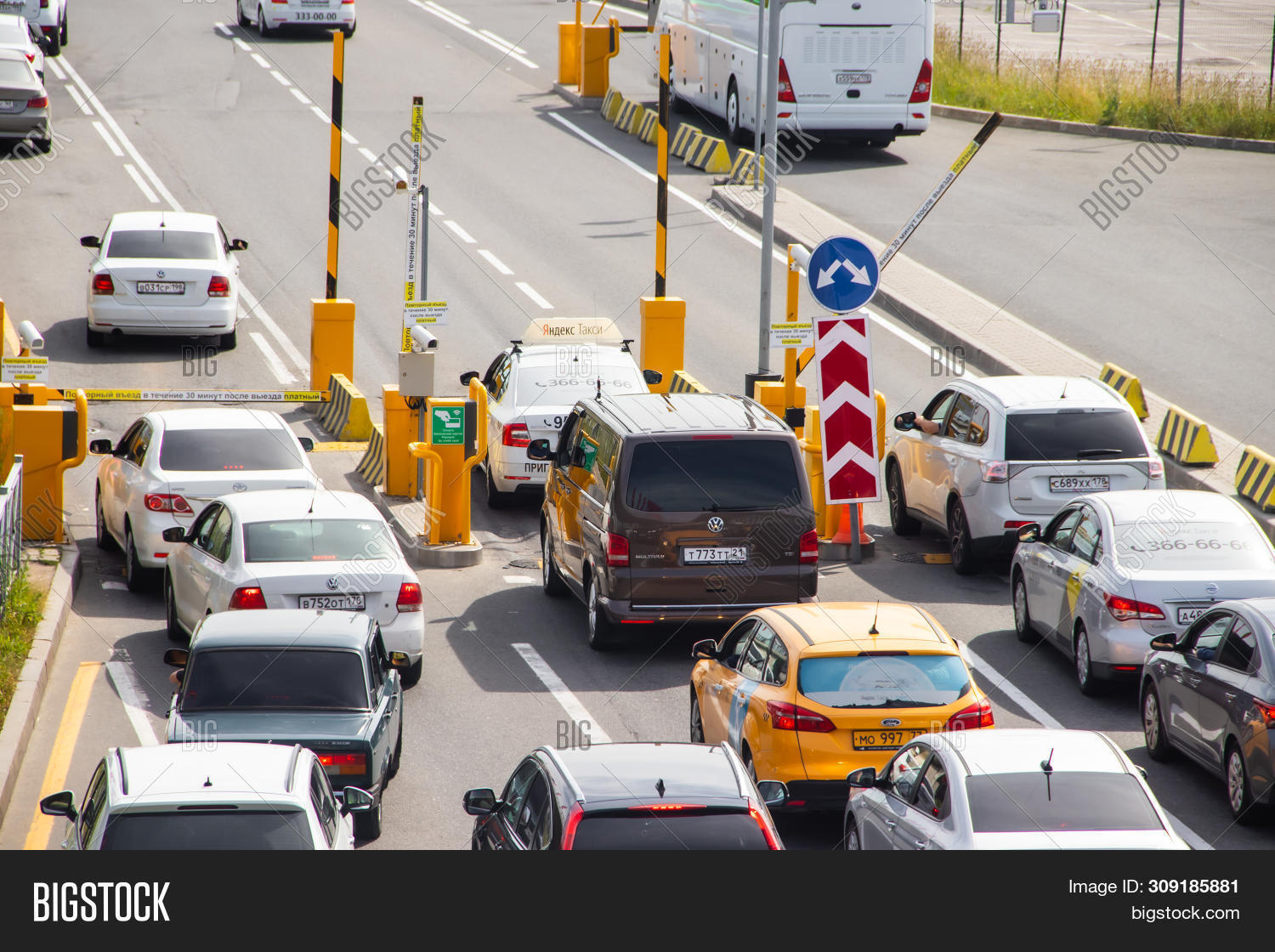 City Traffic, Traffic Image & Photo (Free Trial) | Bigstock