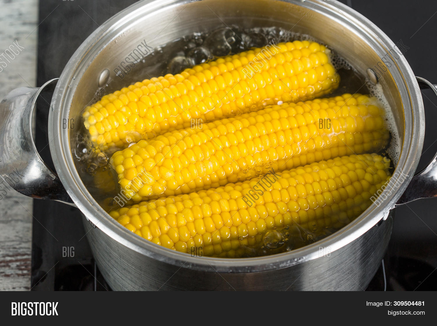 Boiled Corn On Cob Pot Image & Photo (Free Trial) | Bigstock