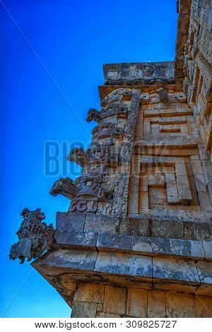 Pyramids Maya Indians Image & Photo (Free Trial) | Bigstock