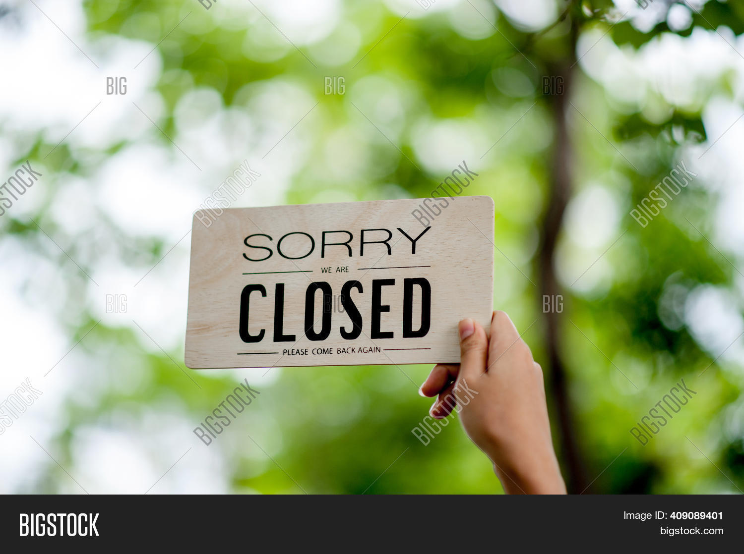 Hand Holding Shop Sign Image & Photo (Free Trial) | Bigstock