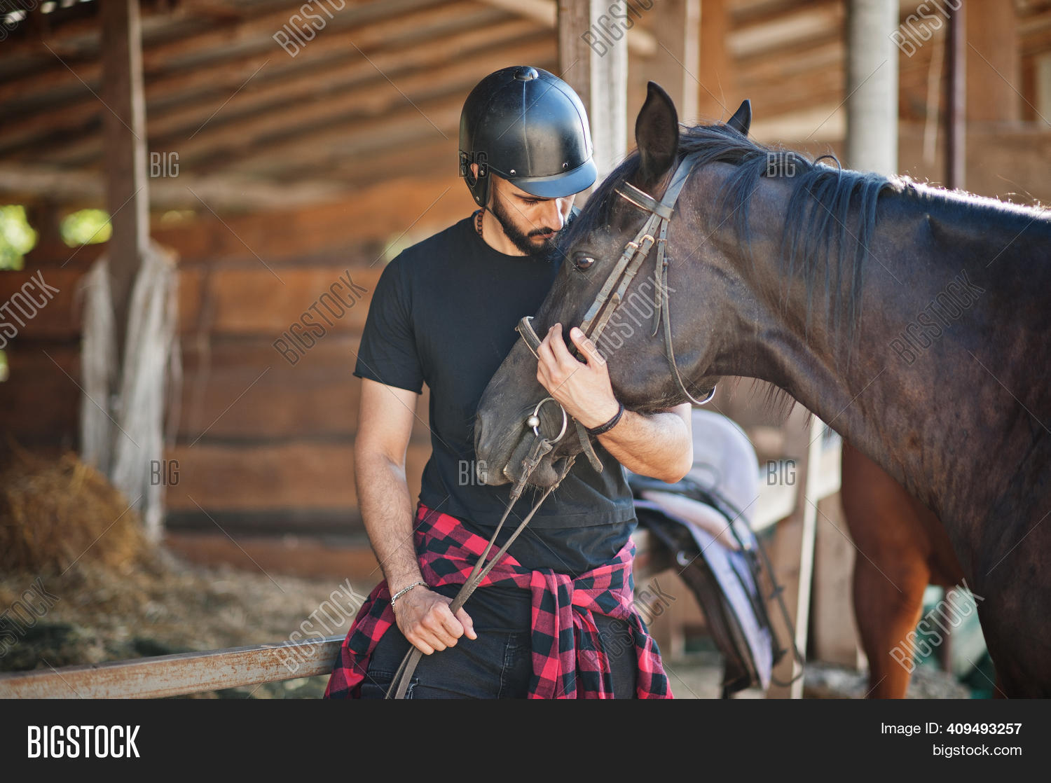 Arab Tall Beard Man Image & Photo (Free Trial) | Bigstock
