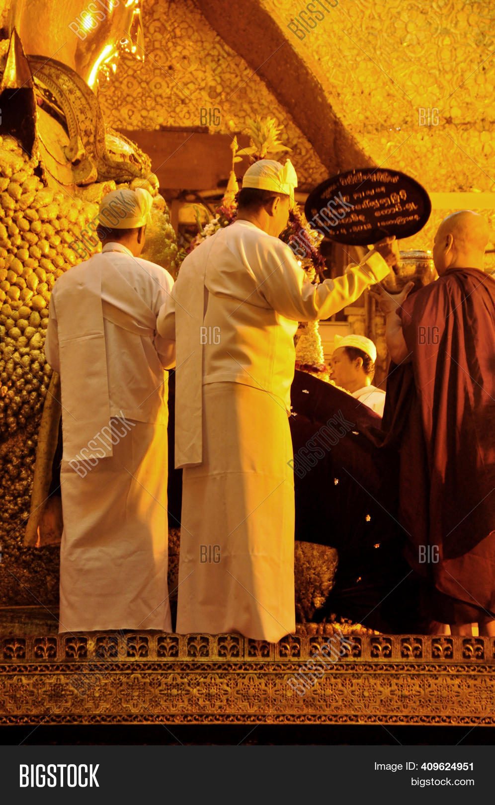 Burma Senior Monk Image & Photo (Free Trial) | Bigstock