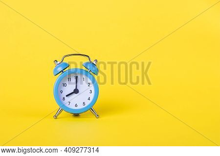 Alarm Clock Shows 8 . Image & Photo (Free Trial) | Bigstock