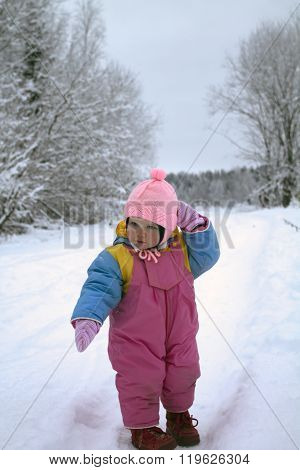 Little Girl Scratching Image & Photo (Free Trial) | Bigstock