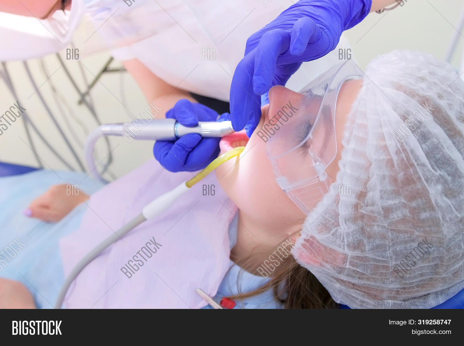 Dentist Cleaning Image & Photo (Free Trial) | Bigstock