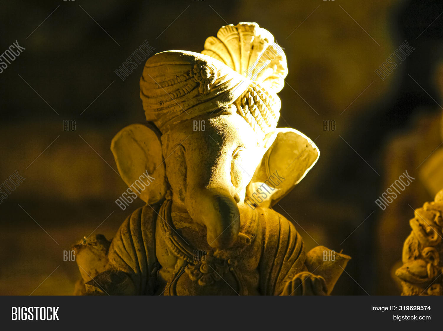 Statue Lord Ganesha Image & Photo (Free Trial) | Bigstock