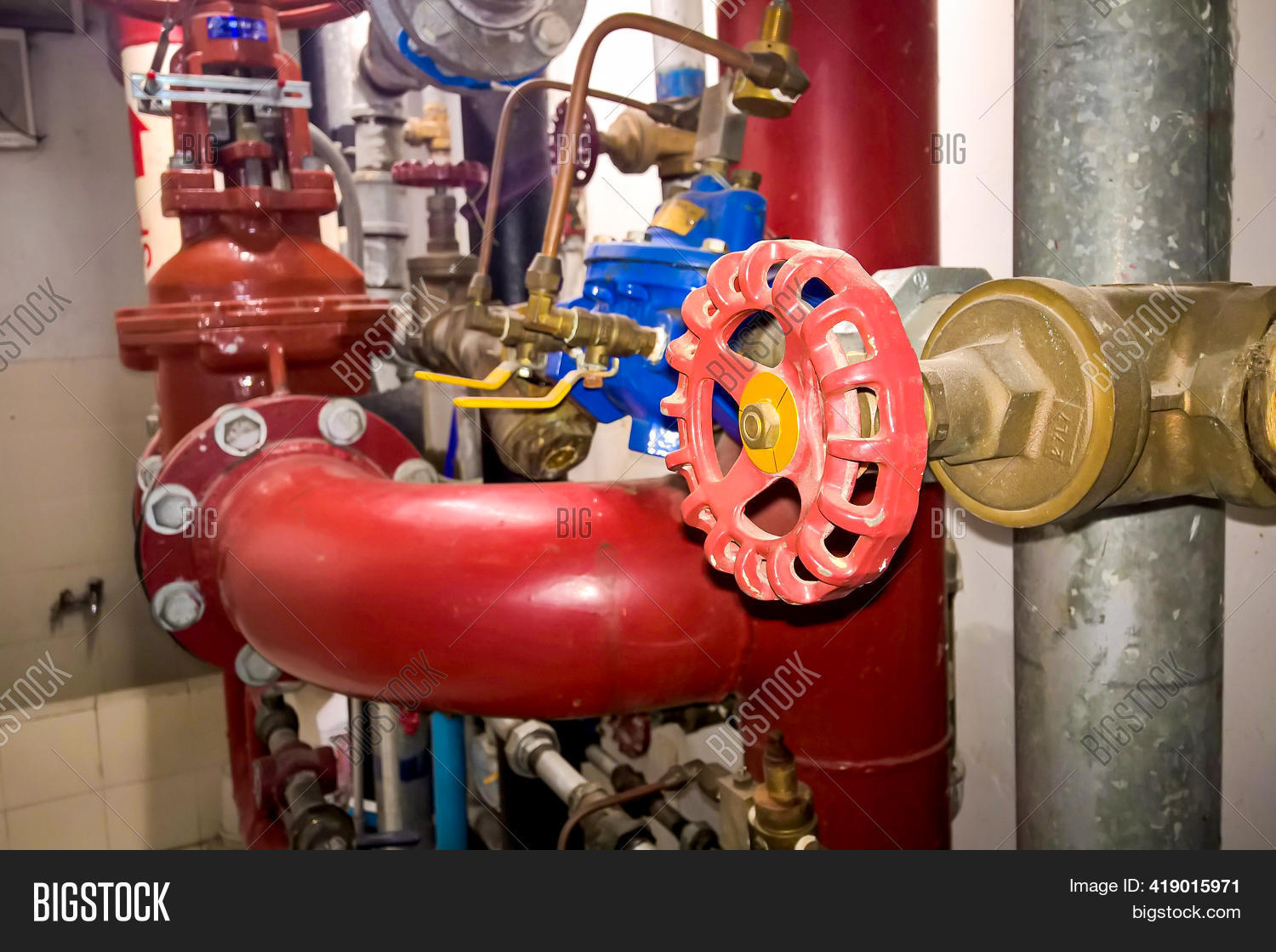 Gate Valve Supply Pipe Image & Photo (Free Trial) | Bigstock