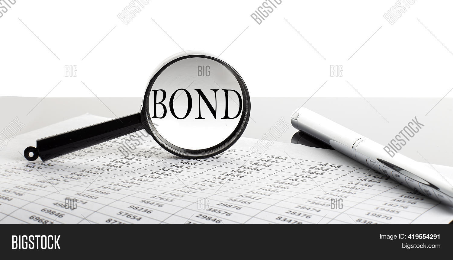 Magnifying Glass Text Image & Photo (Free Trial) | Bigstock