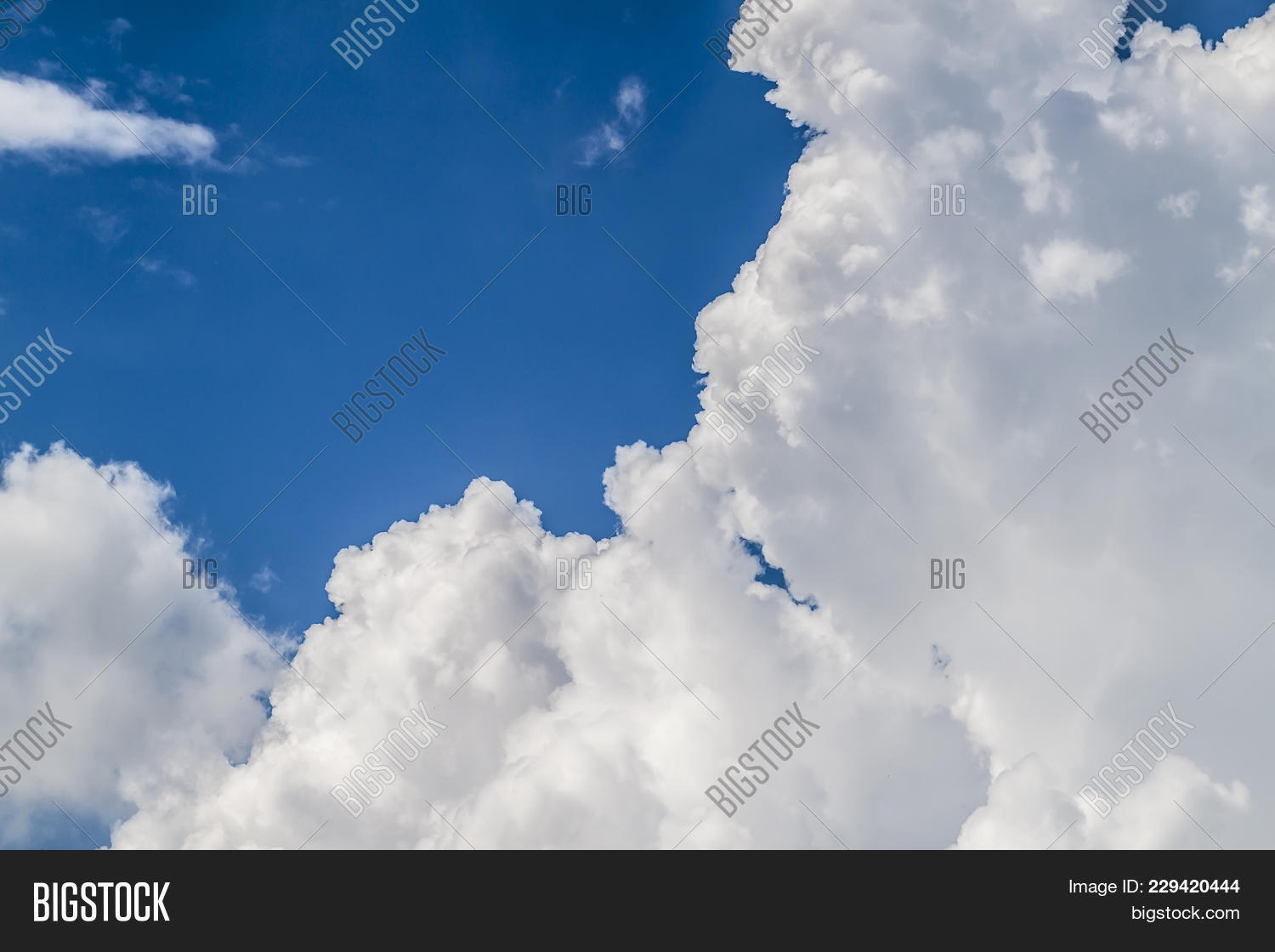 Blue Vibrant Sky Puffy Image & Photo (Free Trial) | Bigstock