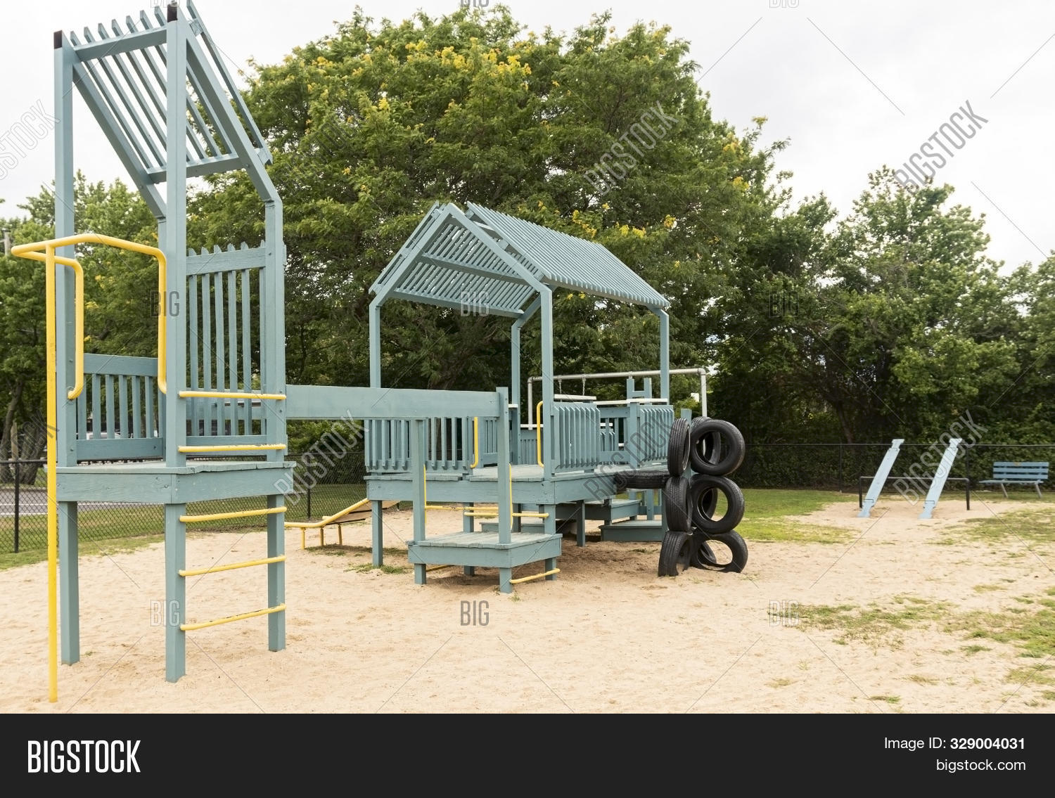 Wood Structure Kids Image & Photo (Free Trial) | Bigstock