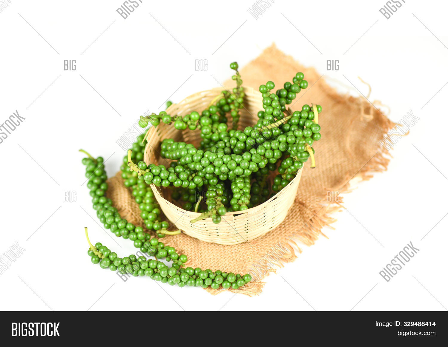 Peppercorns Isolated Image & Photo (Free Trial) | Bigstock