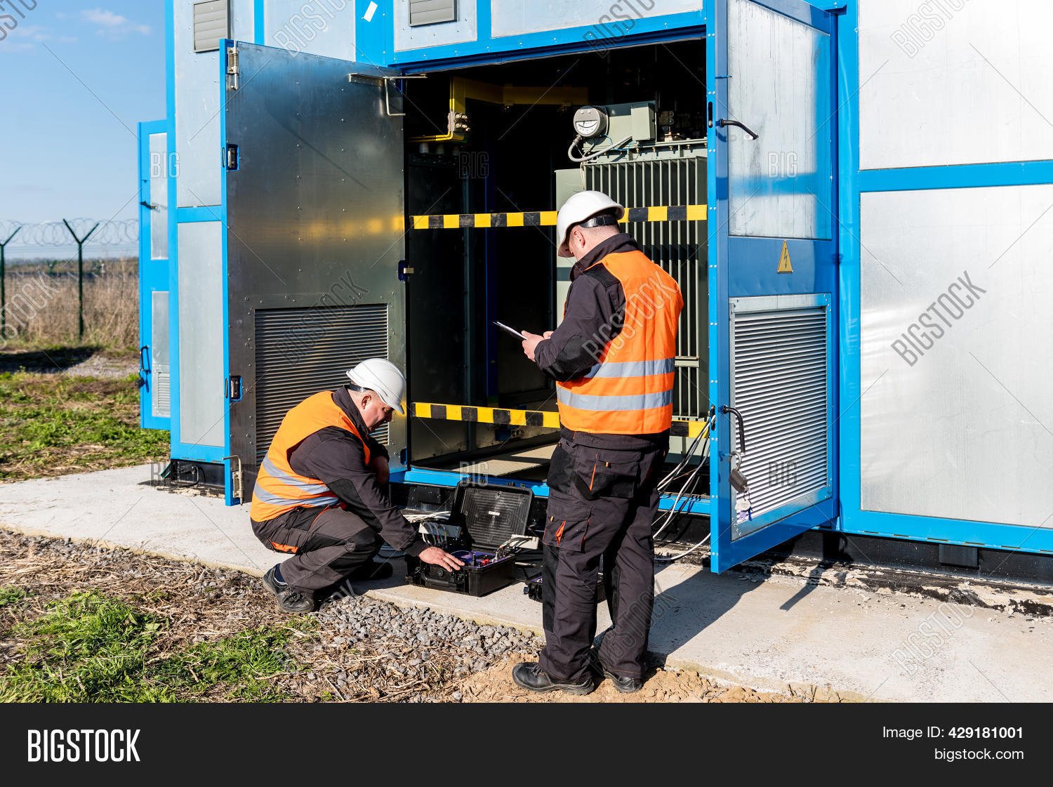 Execution Electrical Image & Photo (Free Trial) | Bigstock