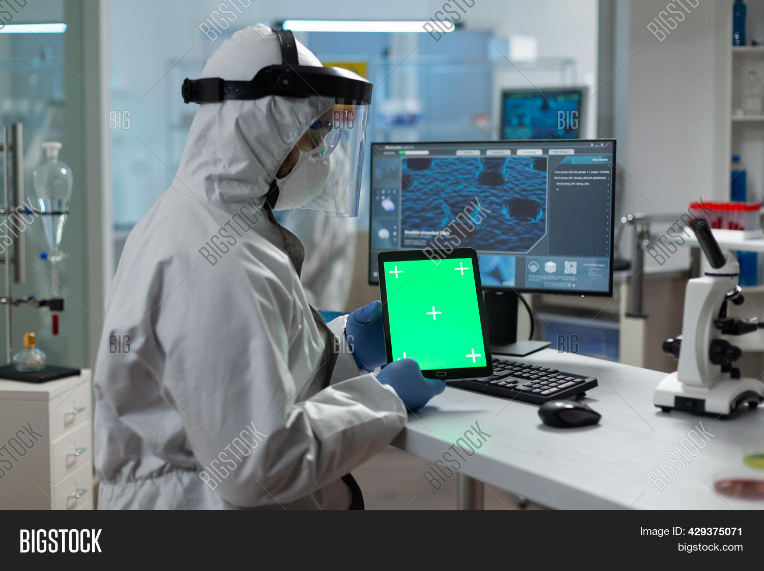 Biologist Researcher Image & Photo (Free Trial) | Bigstock