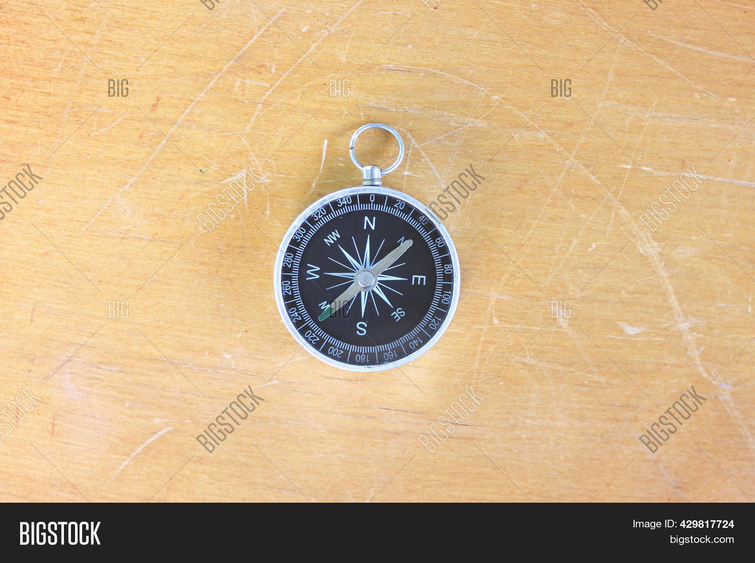 Round Compass On Image & Photo (Free Trial) | Bigstock