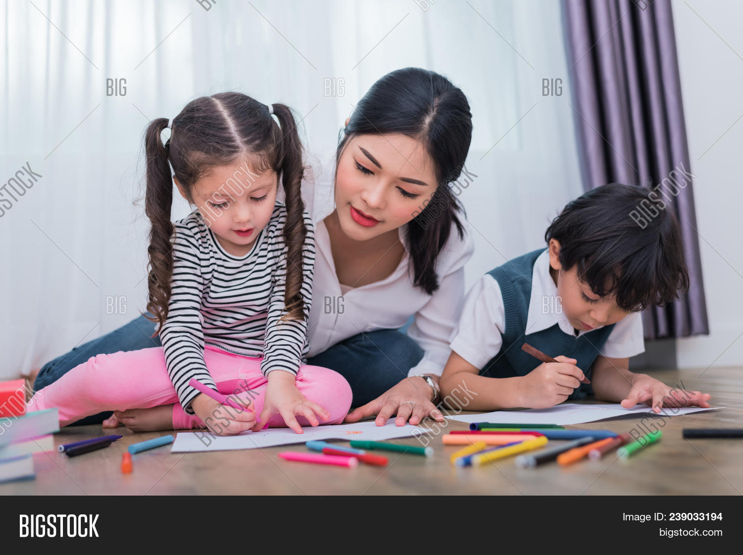 Mom Teaching Children Image & Photo (Free Trial) | Bigstock