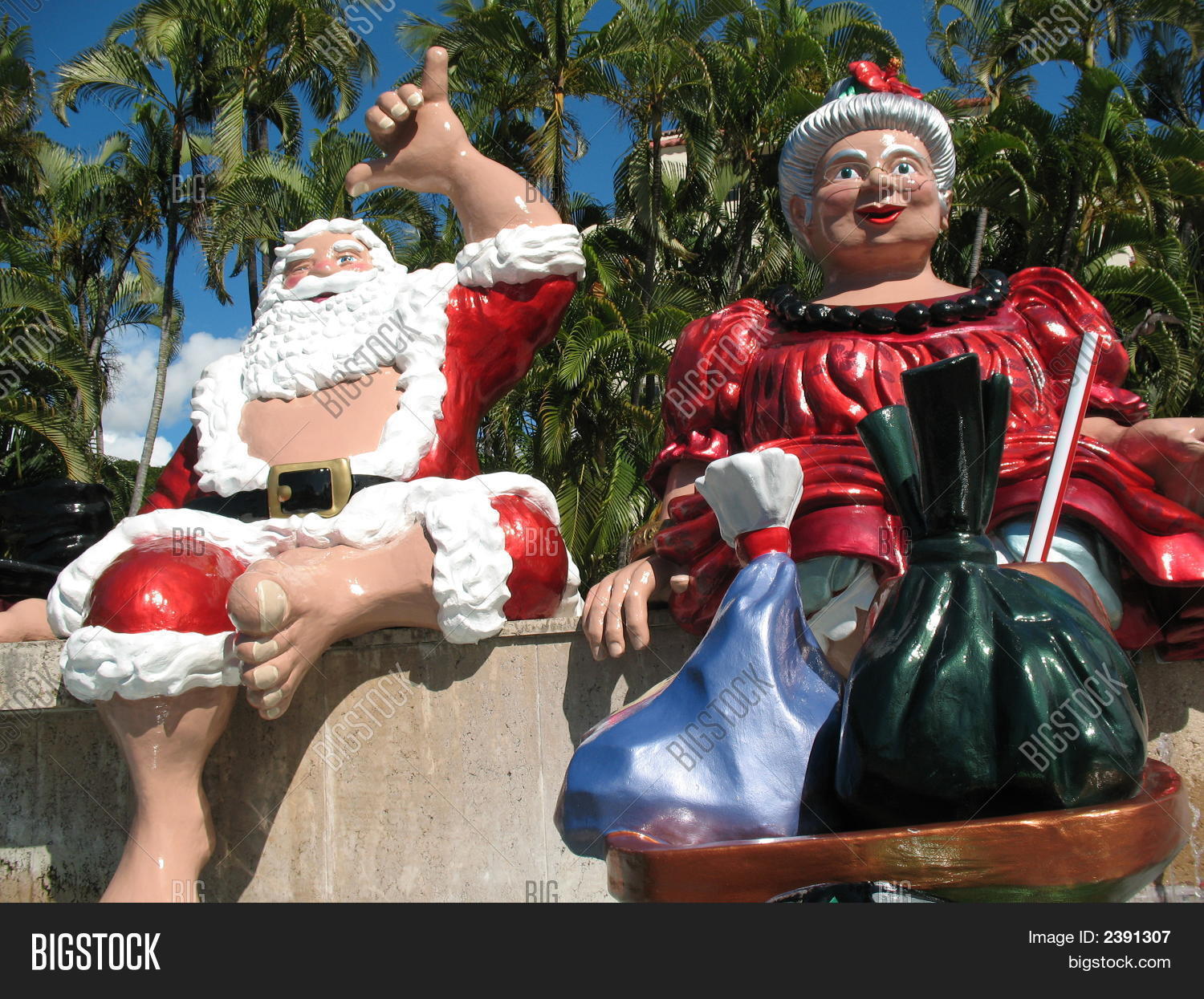Hawaiian Shaka Santa Image & Photo (Free Trial) | Bigstock