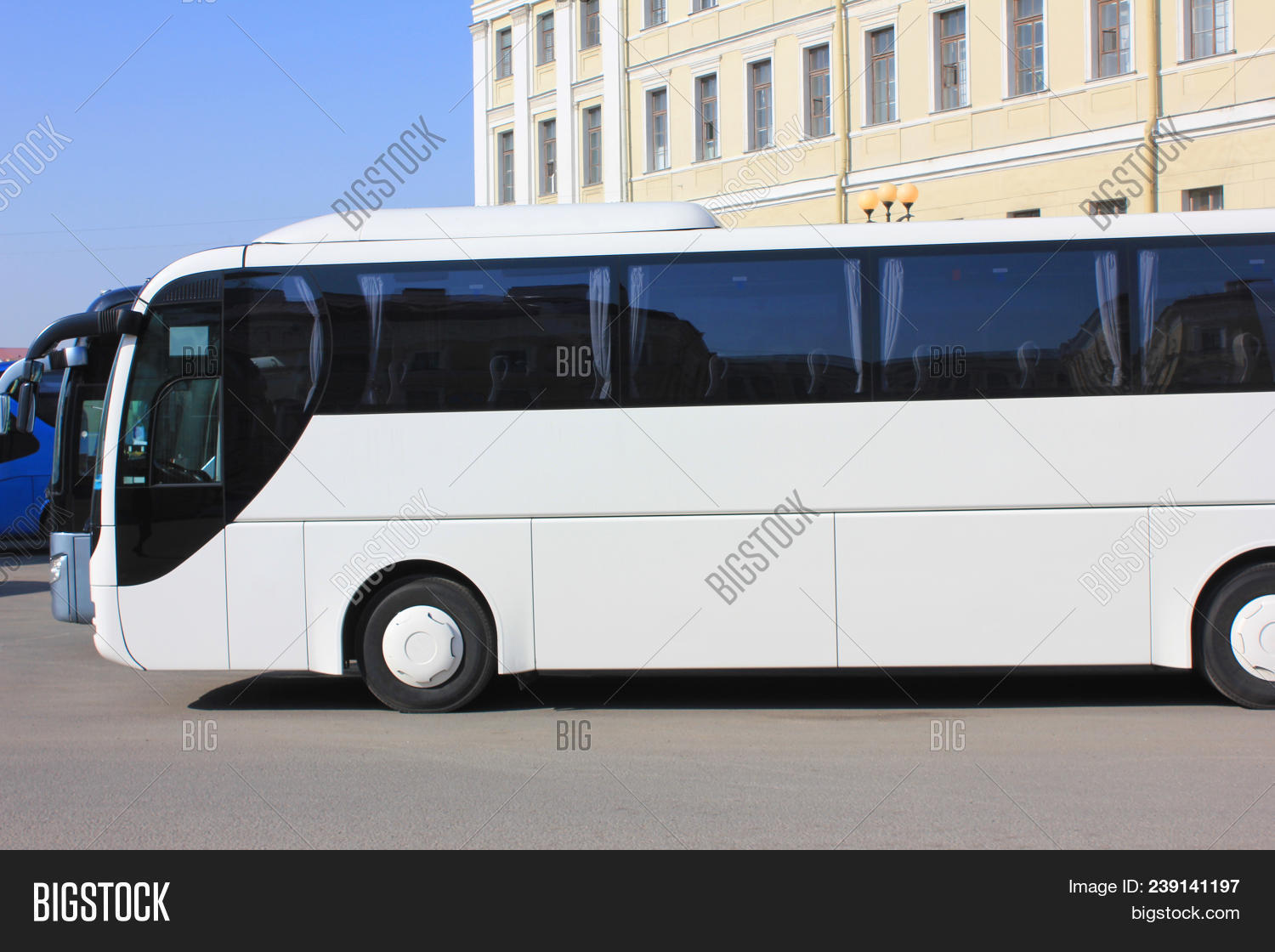 White Modern Tourist Image & Photo (Free Trial) | Bigstock