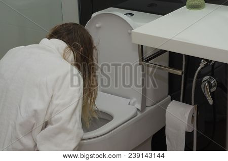 Vomiting Images, Illustrations, Vectors - Vomiting Stock Photos ...