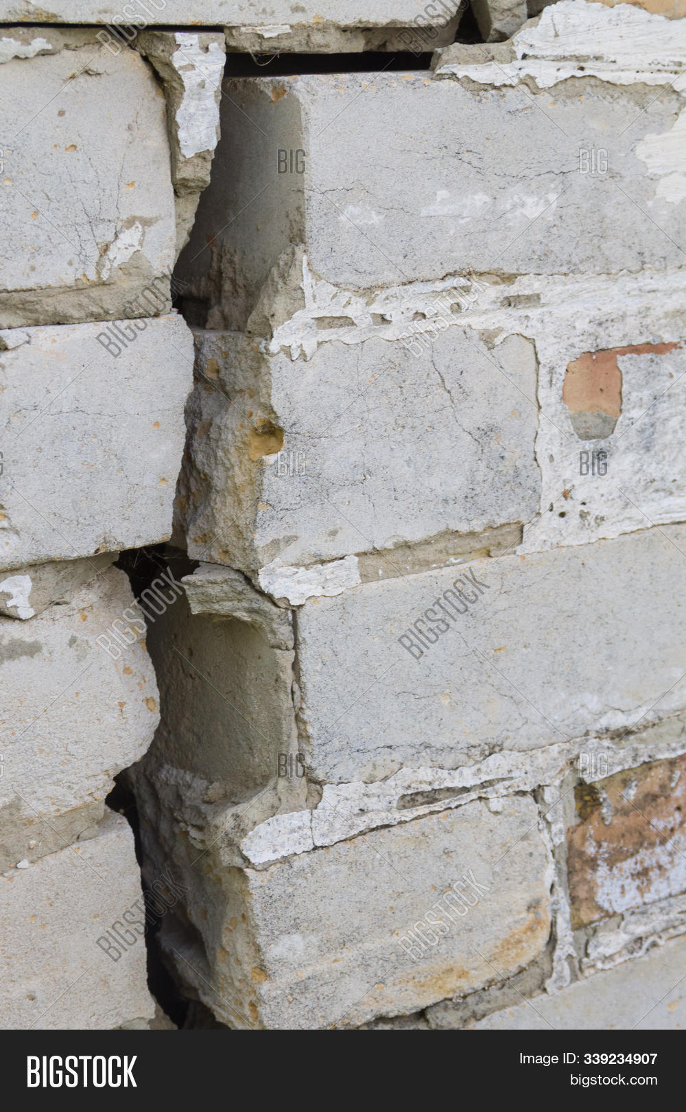 Big Fissure House Image & Photo (Free Trial) | Bigstock