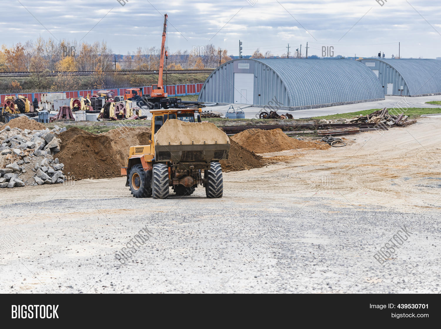 Excavator Backfills Image & Photo (Free Trial) | Bigstock