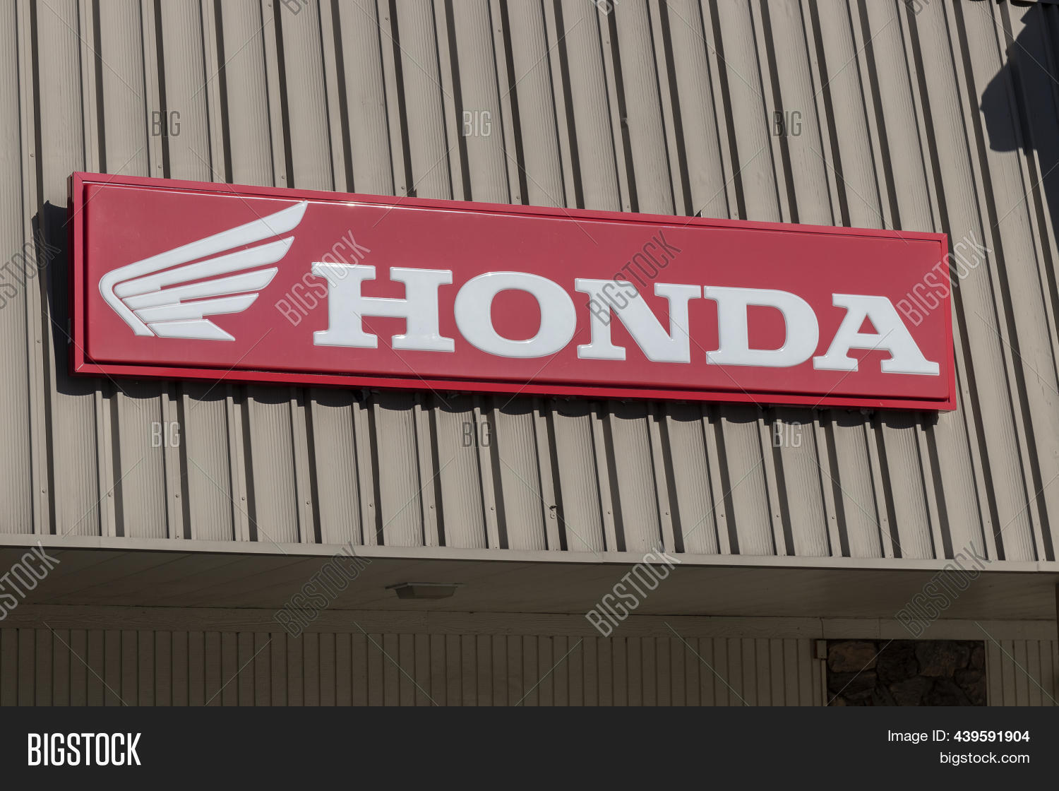 Honda Motorcycle Logo Image & Photo (Free Trial) | Bigstock
