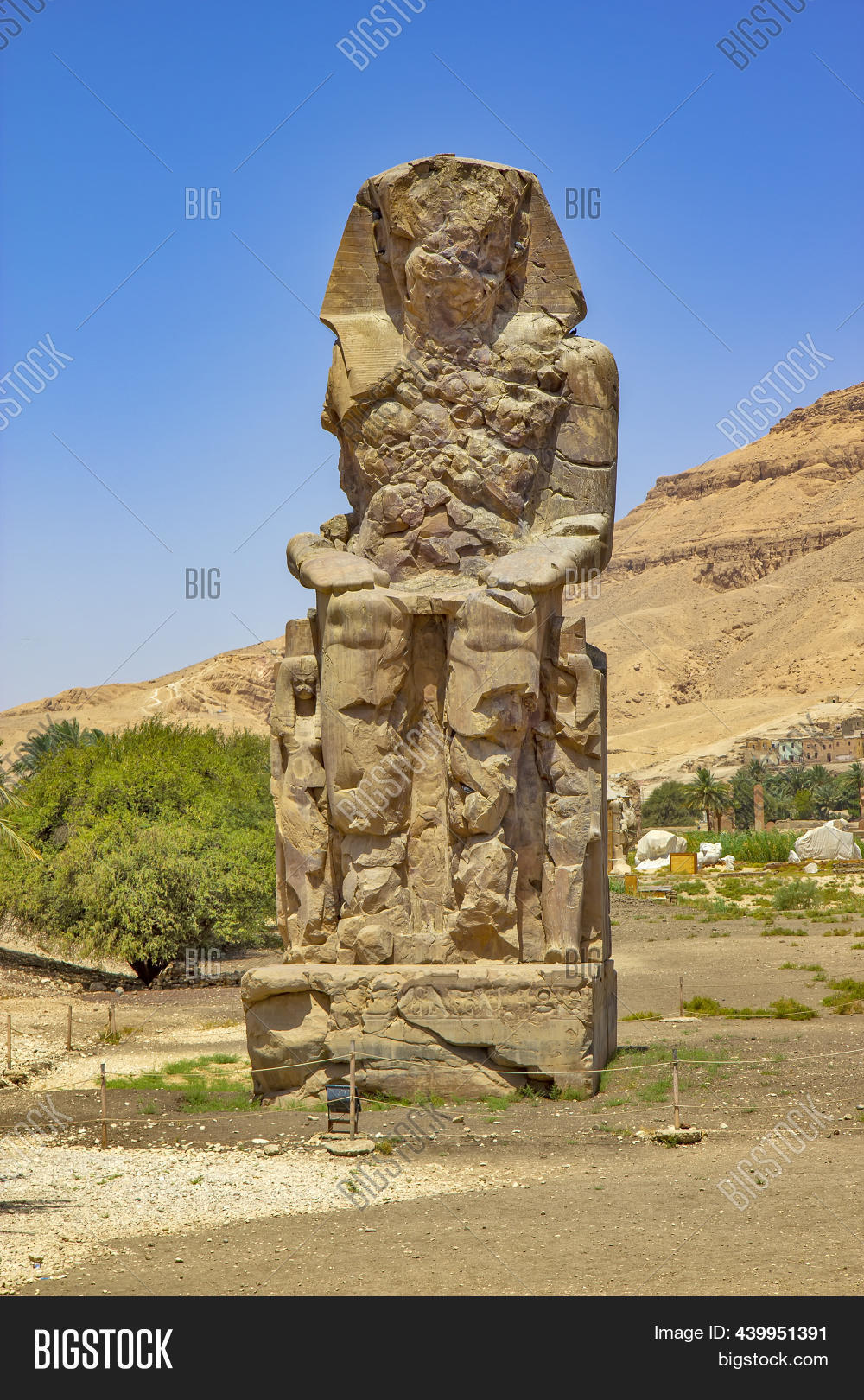 Colossi Memnon Statues Image & Photo (Free Trial) | Bigstock